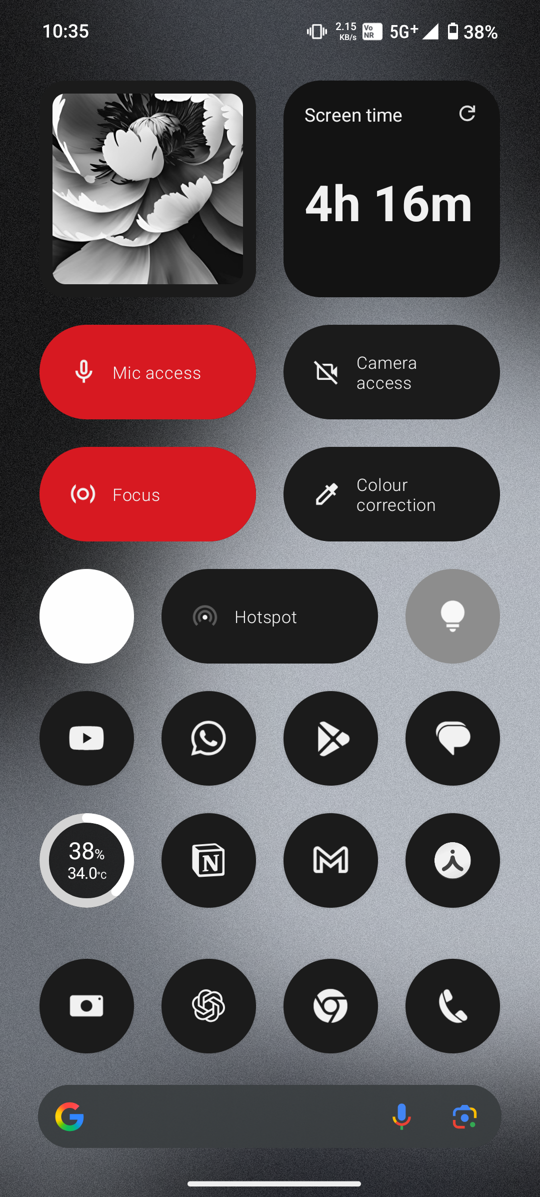 Focus mode glitch clock icon